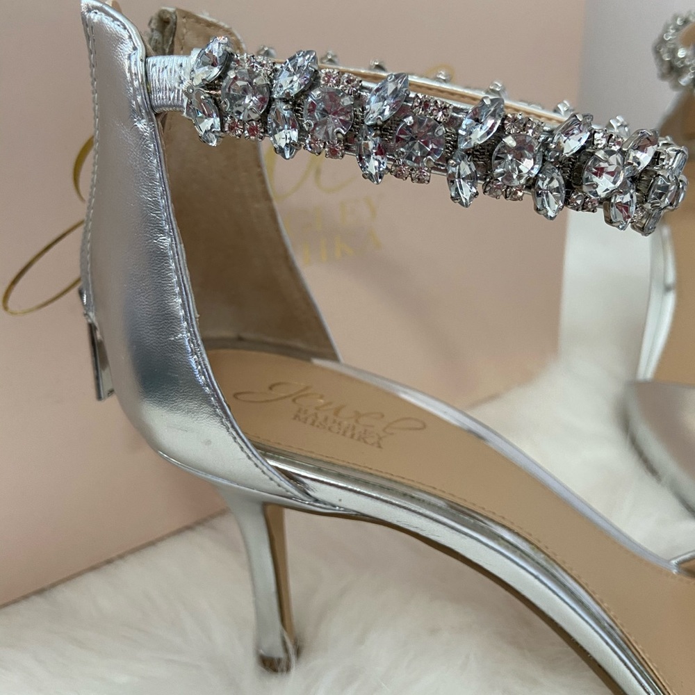 Jewel Badgley Mischka Silver Heels - Gem